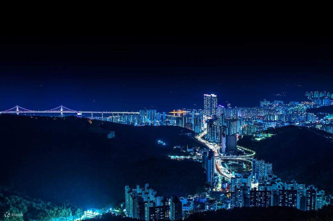 [Klook] Eden Vally and Catch the Night View from Mt. Hwangnyeongsan - Klook